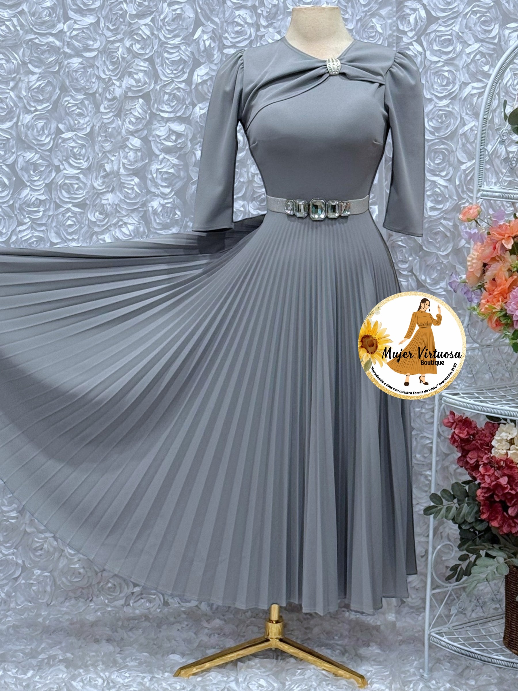 Rosalie Grey Pleated Dress – Mujer Virtuosa Boutique