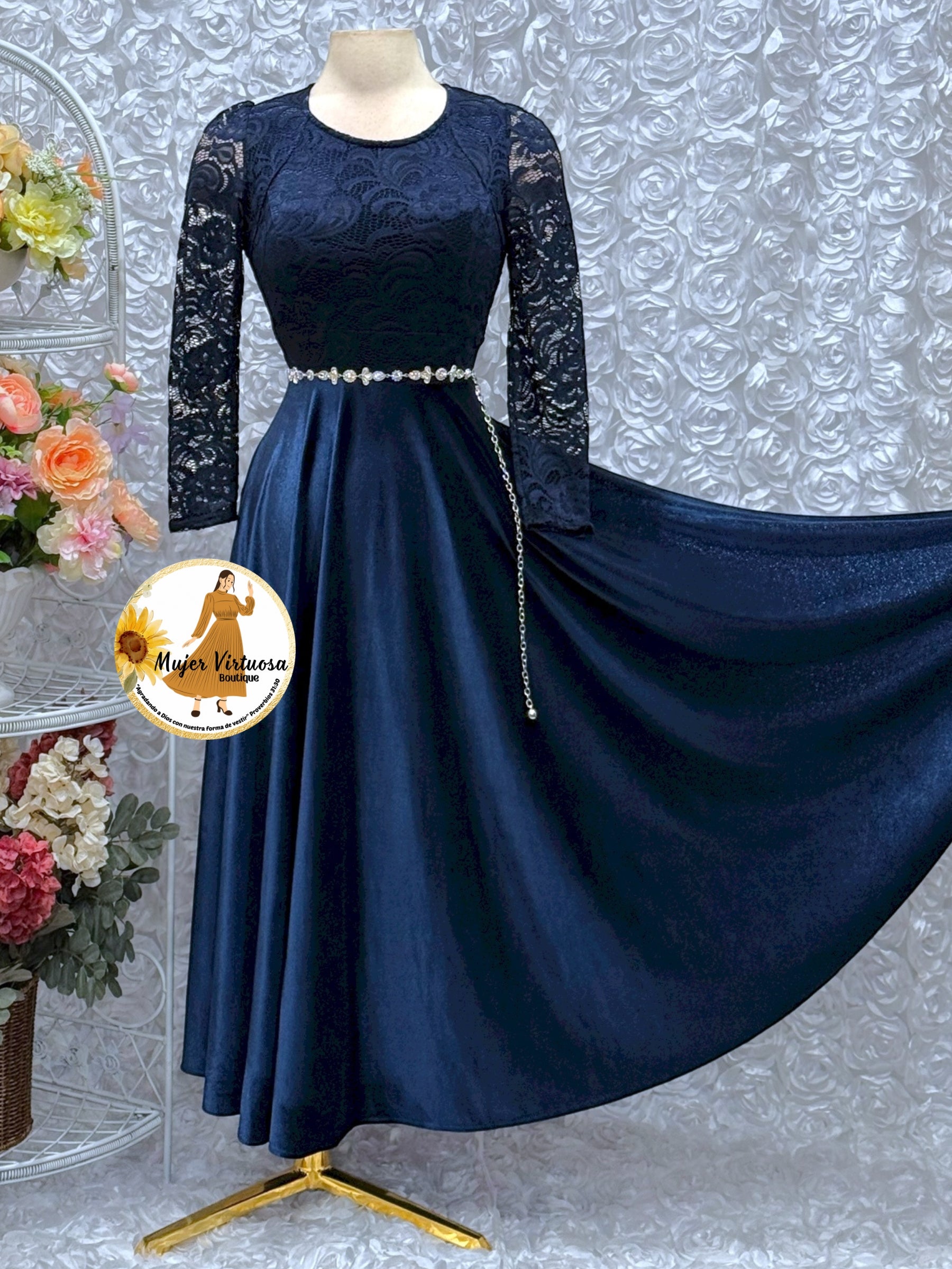 Midnight Blue Lace & Velvet Dress – Mujer Virtuosa Boutique